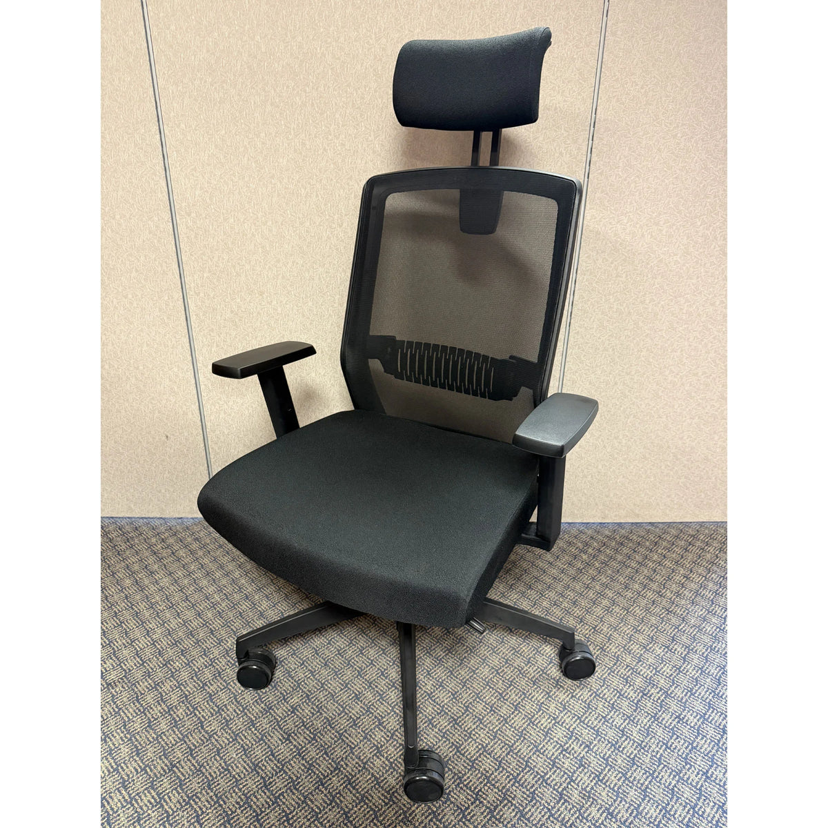 Liquidation Chaise Eighty Two noir (Mixtape/Night) | Solutions M3